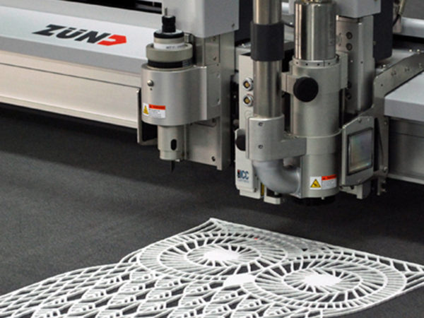 CNC Digital Cutting – Zoomer Display